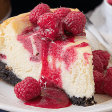 White Chocolate Raspberry Swirl Cheesecake: A Creamy, Indulgent Delight ...
